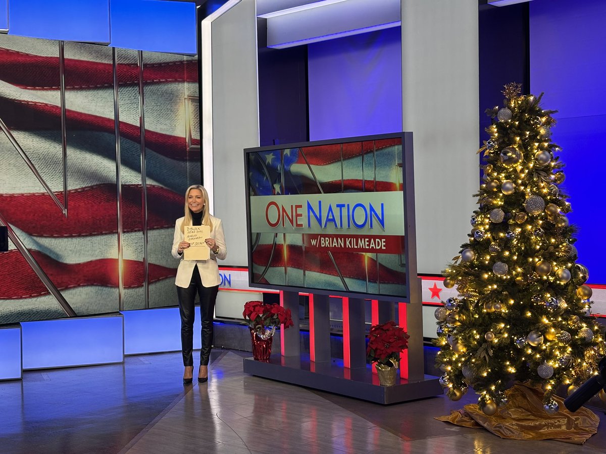 Ainsley Earhardt confidently stated she would refuse to appear on ...