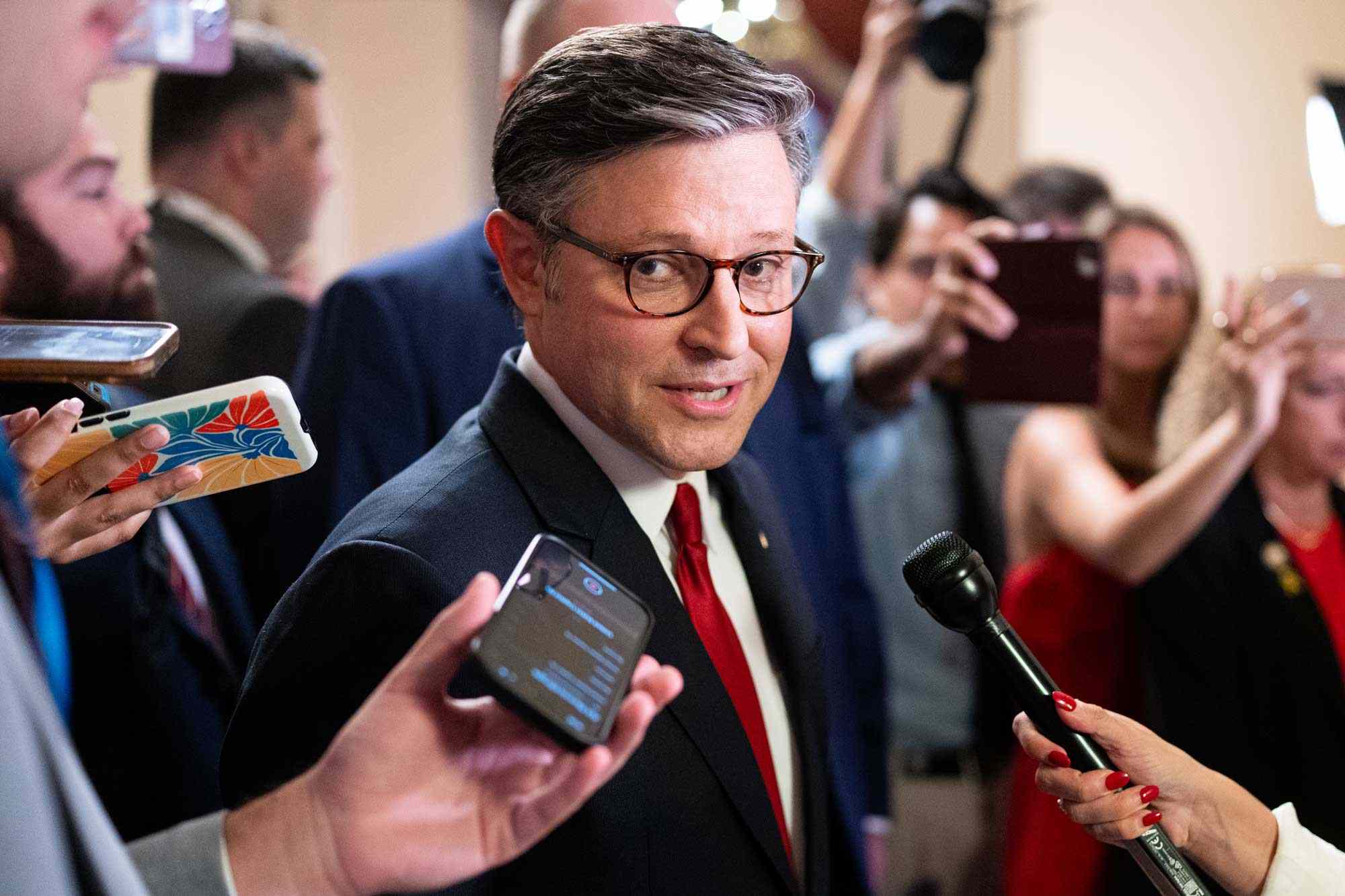 Joe Scarborough from MS NOW releases a set of "stunning evidence ...