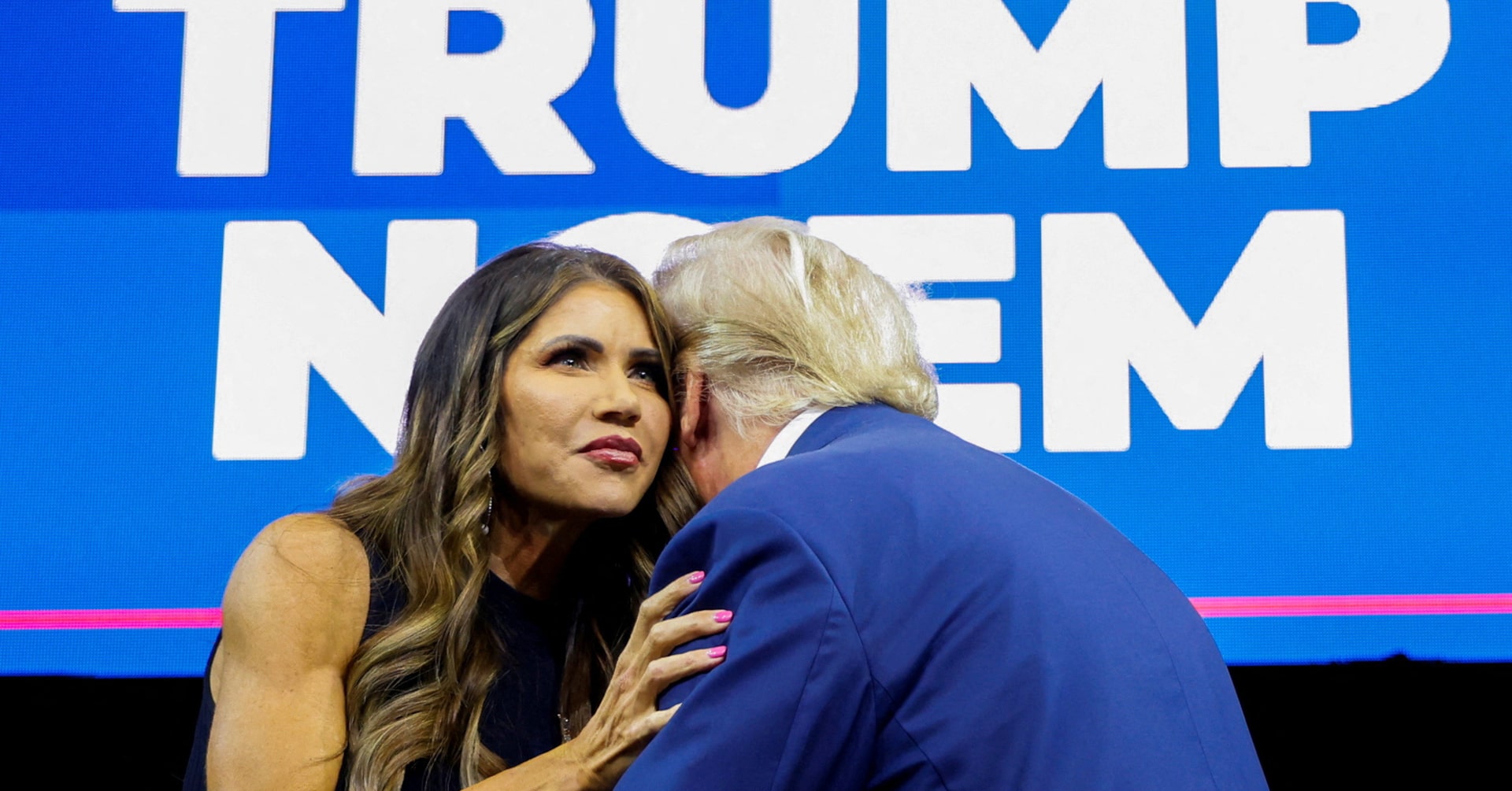 BREAKING! Donald Trump commented on Kristi Noem’s new companion after ...