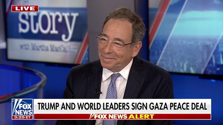 Fox News has suddenly released an urgent statement requiring all ...