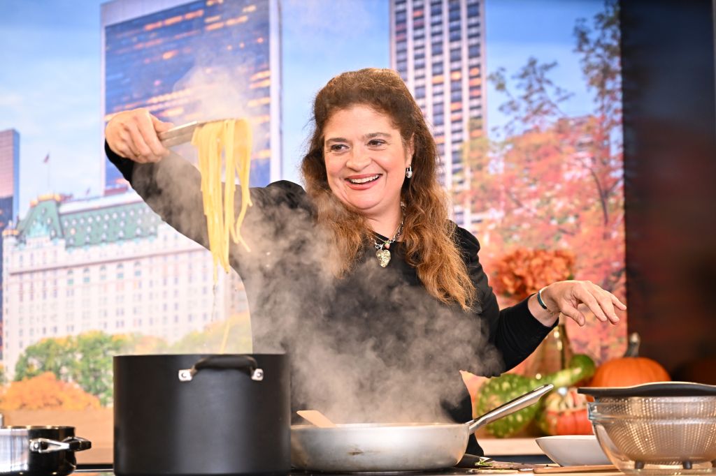 SHOCKING! The cause for Alex Guarnaschelli's dismissal from Food ...
