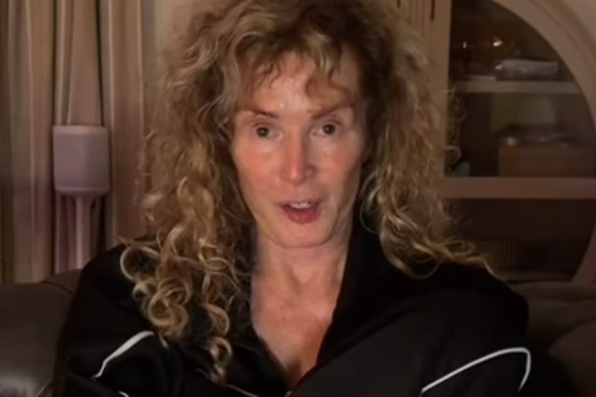 SAD NEWS! The family of Beverley Callard—star of I’m A Celebrity—has ...